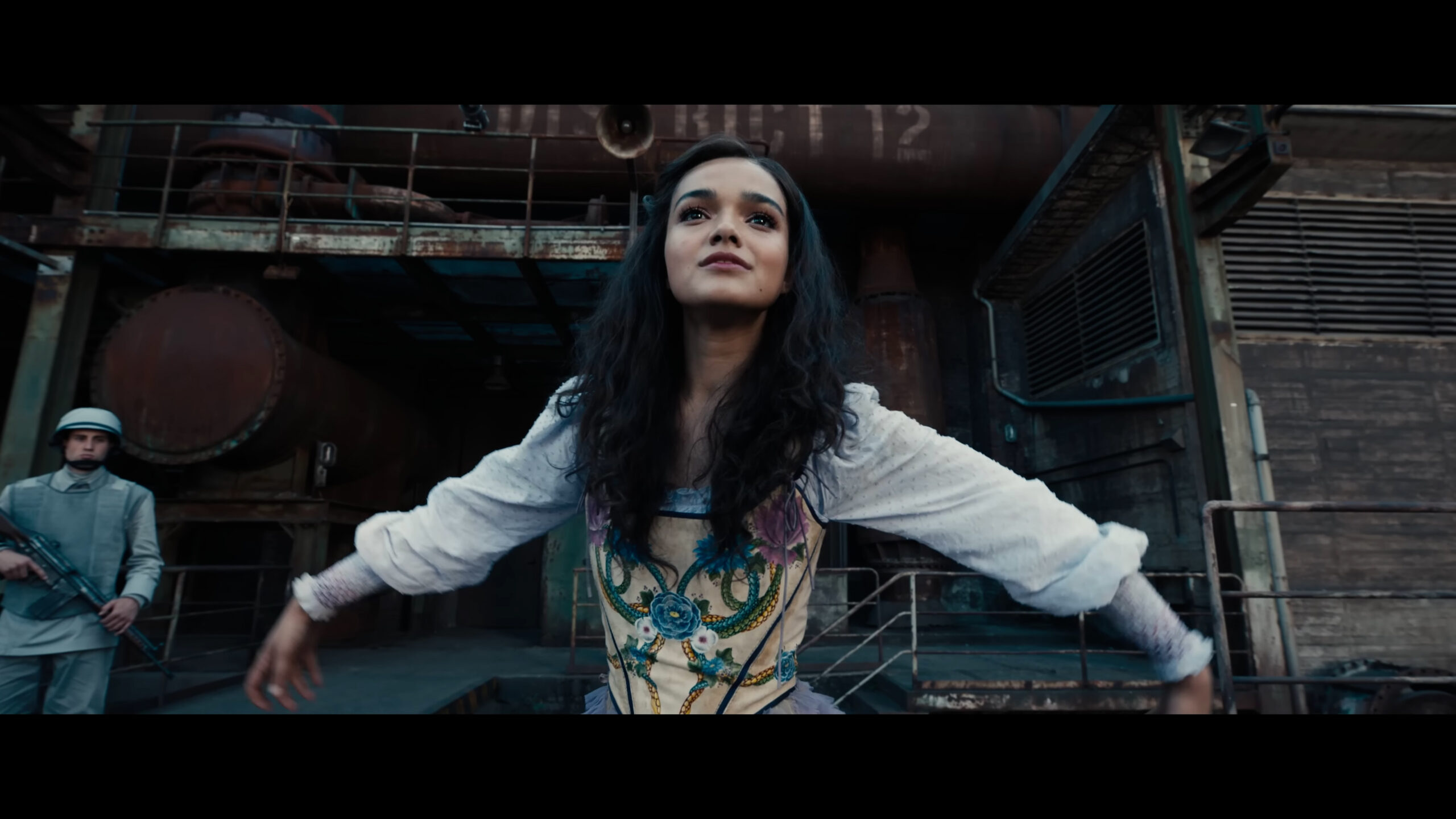 #1 Trailer Screencaps – Official Medias – Gallery - The Mockingjay's Nest