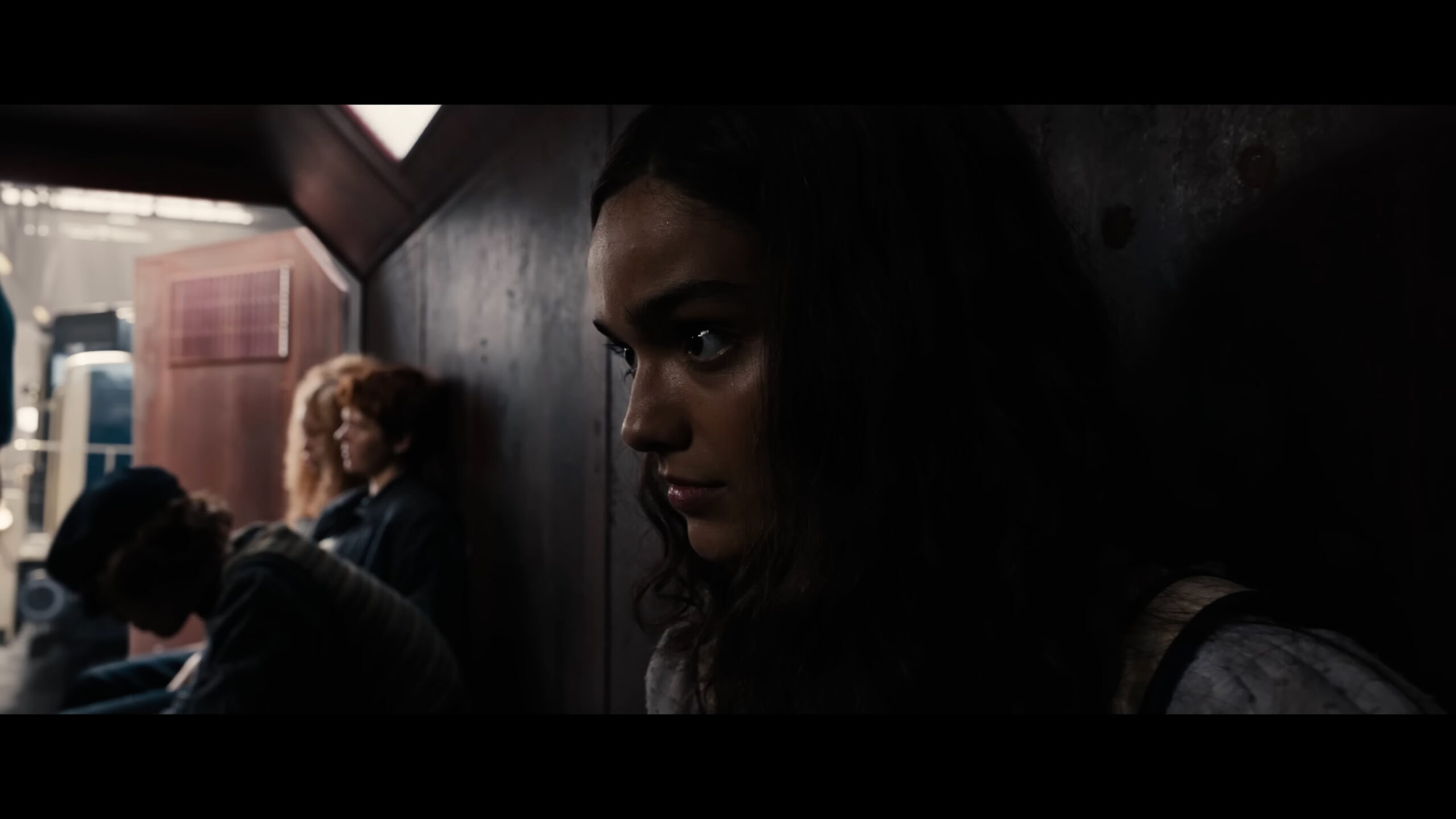 #1 Trailer Screencaps – Official Medias – Gallery - The Mockingjay's Nest